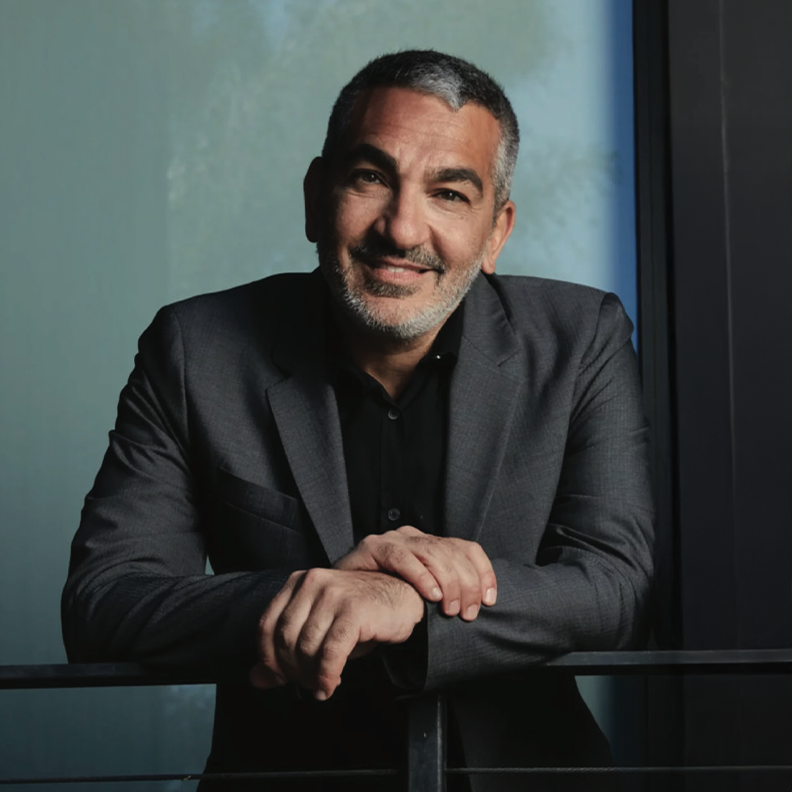 Dr. Mamaly Reshad | World-Renowned Prosthodontist | Los Angeles
